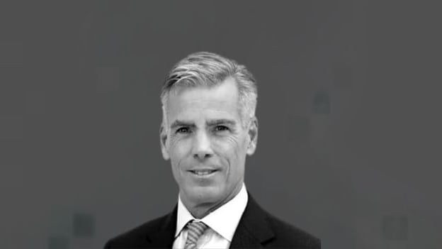 Michael P. Lyons assumes as Chief Executive Officer of Fiserv